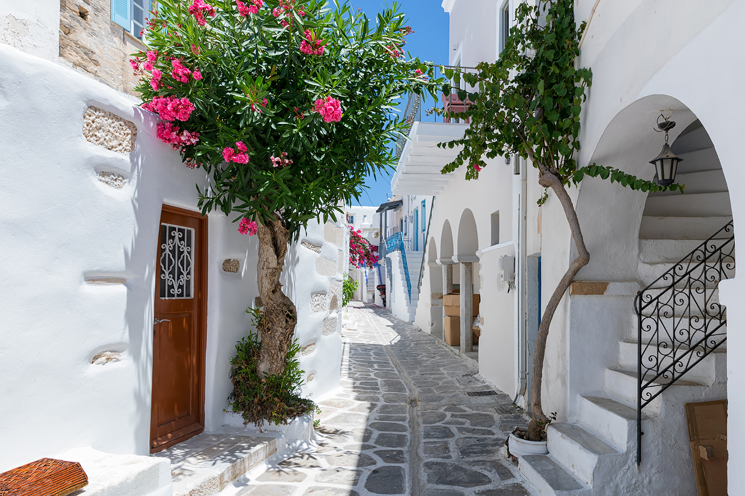 TOP 13 Najpiękniejsze wyspy greckie - Rodos, Kreta, Sa...